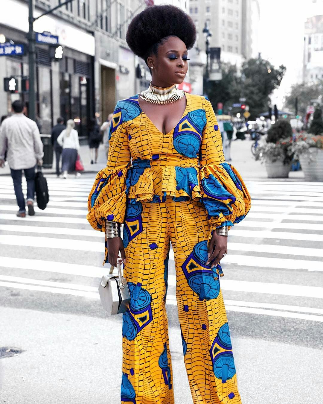 MY TOP 10 NIGERIAN YOUTUBE BLOGGERS. | GIFT COLLINS