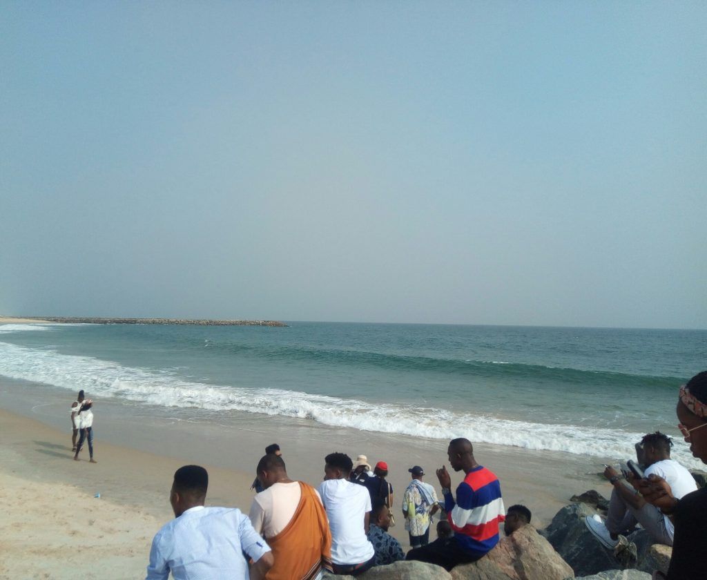 HOW TO MAKE THE MOST OUT OF A TRIP TO THE BEACH| FT. THE OBA ELEGUSHI ...
