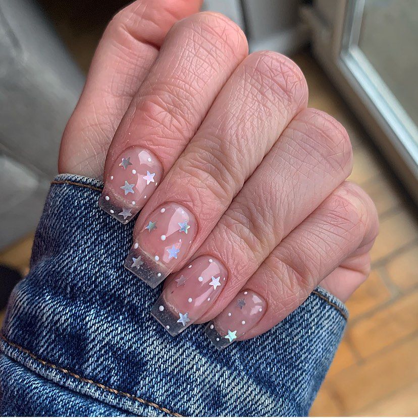 Gorgeous Short Acrylic Nails Ideas 2020 | GIFT COLLINS